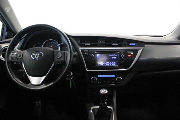 Pelēks Toyota Auris 2013 Kauņa, ar dzinēja tilpumu 1.36 L un nobraukumu 274 tūkst. km par 5500 €, foto 8 vietnē AUTOMOTO.COM.LV