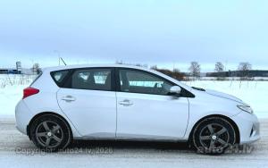 Grey Toyota Auris 2013 in Tallinn, with an engine capacity of 1.40 L and mileage of 202 thousand km for 4890 €, photo 2 on AUTOMOTO.COM.LV