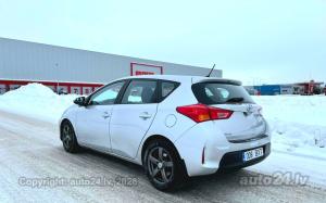 Grey Toyota Auris 2013 in Tallinn, with an engine capacity of 1.40 L and mileage of 202 thousand km for 4890 €, photo 6 on AUTOMOTO.COM.LV