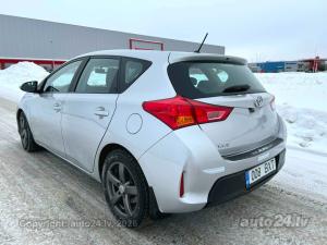 Grey Toyota Auris 2013 in Tallinn, with an engine capacity of 1.40 L and mileage of 202 thousand km for 4890 €, photo 10 on AUTOMOTO.COM.LV