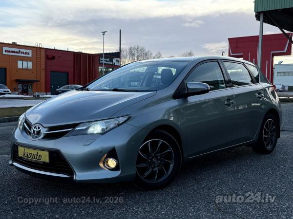 Pelēks Toyota Auris 2013 Tartu, ar dzinēja tilpumu 1.40 L un nobraukumu 264 tūkst. km par 6399 €, foto 3 vietnē AUTOMOTO.COM.LV