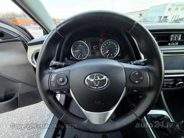 Pelēks Toyota Auris 2013 Tartu, ar dzinēja tilpumu 1.40 L un nobraukumu 264 tūkst. km par 6399 €, foto 6 vietnē AUTOMOTO.COM.LV