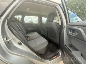 Pelēks Toyota Auris 2013 Rīga, ar dzinēja tilpumu 2.00 L un nobraukumu 0 tūkst. km par 4550 €, foto 15 vietnē AUTOMOTO.COM.LV