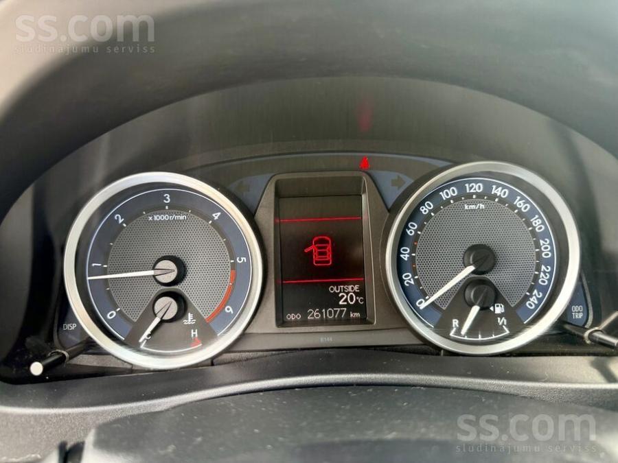 Pelēks Toyota Auris 2013 Rīga, ar dzinēja tilpumu 2.00 L un nobraukumu 0 tūkst. km par 4550 €, foto 17 vietnē AUTOMOTO.COM.LV