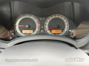 Pelēks Toyota Auris 2013 Pērnava, ar dzinēja tilpumu 1.60 L un nobraukumu 138 tūkst. km par 6250 €, foto 19 vietnē AUTOMOTO.COM.LV