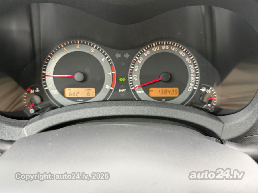Pelēks Toyota Auris 2013 Pērnava, ar dzinēja tilpumu 1.60 L un nobraukumu 138 tūkst. km par 6250 €, foto 19 vietnē AUTOMOTO.COM.LV