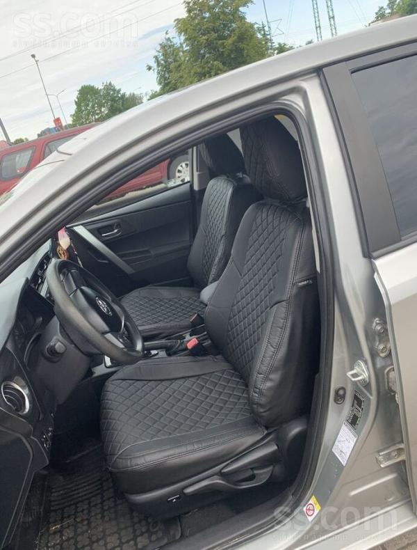 Pelēks Toyota Auris 2013 Rīga, ar dzinēja tilpumu 1.40 L un nobraukumu 353 tūkst. km par 4300 €, foto 8 vietnē AUTOMOTO.COM.LV