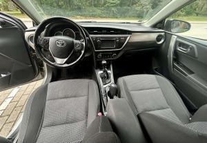 Pelēks Toyota Auris 2013 Palanga, ar dzinēja tilpumu 1.60 L un nobraukumu 230 tūkst. km par 3900 €, foto 10 vietnē AUTOMOTO.COM.LV