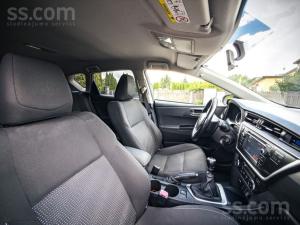 Pelēks Toyota Auris 2013 Rīga, ar dzinēja tilpumu 1.40 L un nobraukumu 241 tūkst. km par 4990 €, foto 14 vietnē AUTOMOTO.COM.LV