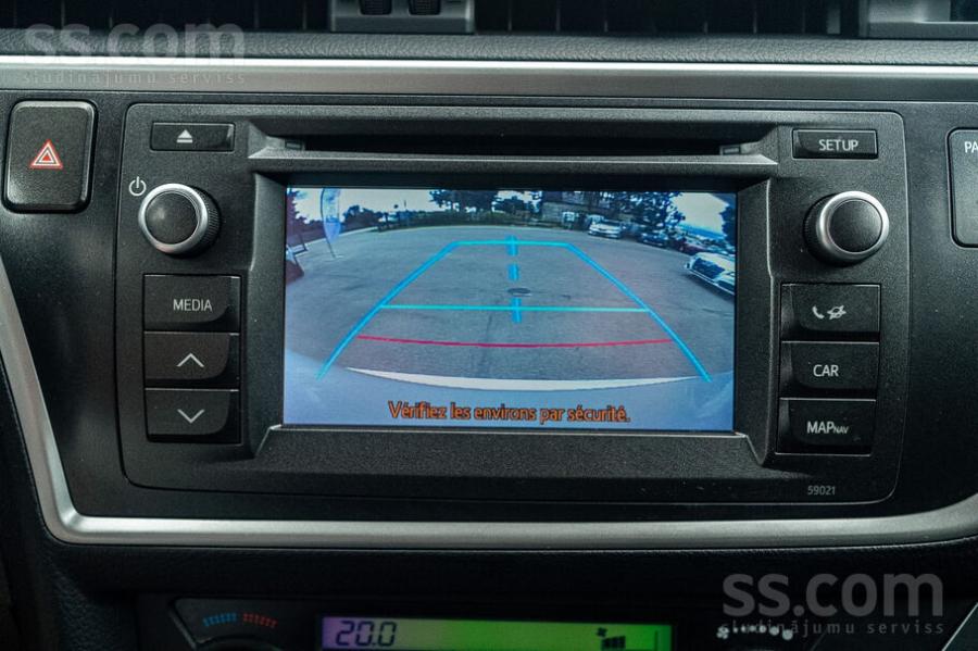 Grey Toyota Auris 2013 in Riga, with an engine capacity of 1.80 L and mileage of 0 thousand km for 8650 €, photo 22 on AUTOMOTO.COM.LV