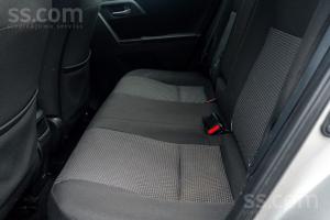 Grey Toyota Auris 2013 in Riga, with an engine capacity of 1.80 L and mileage of 0 thousand km for 8650 €, photo 28 on AUTOMOTO.COM.LV