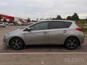 Grey Toyota Auris 2013 in Riga, with an engine capacity of 1.40 L and mileage of 354 thousand km for 3900 €, photo 6 on AUTOMOTO.COM.LV
