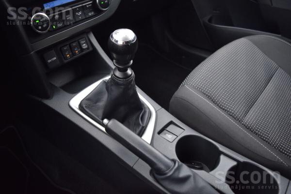 Pelēks Toyota Auris 2013 Rīga, ar dzinēja tilpumu 1.40 L un nobraukumu 308 tūkst. km par 4400 €, foto 5 vietnē AUTOMOTO.COM.LV