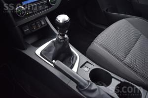 Pelēks Toyota Auris 2013 Rīga, ar dzinēja tilpumu 1.40 L un nobraukumu 308 tūkst. km par 4400 €, foto 6 vietnē AUTOMOTO.COM.LV