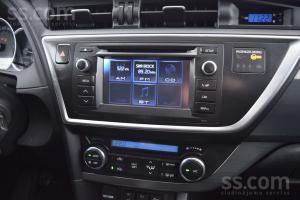 Pelēks Toyota Auris 2013 Rīga, ar dzinēja tilpumu 1.40 L un nobraukumu 308 tūkst. km par 4400 €, foto 9 vietnē AUTOMOTO.COM.LV