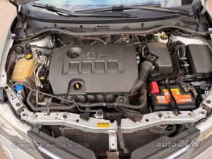 Pelēks Toyota Auris 2013 Tartu, ar dzinēja tilpumu 1.60 L un nobraukumu 0 tūkst. km par 3800 €, foto 9 vietnē AUTOMOTO.COM.LV