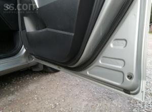 Grey Toyota Auris 2013 in Riga, with an engine capacity of 1.40 L and mileage of 146 thousand km for 4000 €, photo 18 on AUTOMOTO.COM.LV