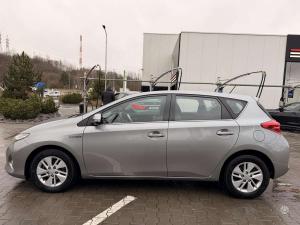 Grey Toyota Auris 2014 in Vilnius, with an engine capacity of 1.80 L and mileage of 106 thousand km for 11500 €, photo 9 on AUTOMOTO.COM.LV