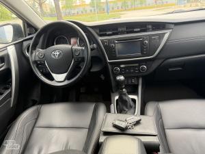 Pelēks Toyota Auris 2014 Panevēža, ar dzinēja tilpumu 2.00 L un nobraukumu 264 tūkst. km par 5555 €, foto 13 vietnē AUTOMOTO.COM.LV