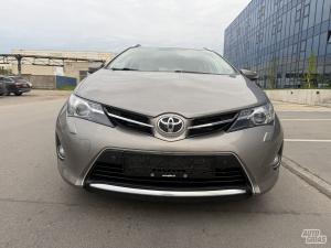 Pelēks Toyota Auris 2014 Panevēža, ar dzinēja tilpumu 2.00 L un nobraukumu 264 tūkst. km par 5555 €, foto 6 vietnē AUTOMOTO.COM.LV