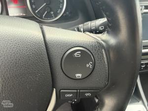 Pelēks Toyota Auris 2014 Panevēža, ar dzinēja tilpumu 2.00 L un nobraukumu 264 tūkst. km par 5555 €, foto 20 vietnē AUTOMOTO.COM.LV
