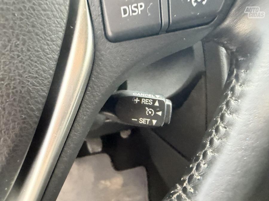 Pelēks Toyota Auris 2014 Panevēža, ar dzinēja tilpumu 2.00 L un nobraukumu 264 tūkst. km par 5555 €, foto 21 vietnē AUTOMOTO.COM.LV