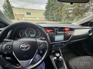 Серый Тойота Аурис 2014 в Бауска, объемом двигателя 1.60 л и пробегом 190 тыс. км за 6950 €, фото 7 на AUTOMOTO.COM.LV