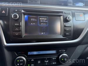 Grey Toyota Auris 2014 in Riga, with an engine capacity of 1.40 L and mileage of 0 thousand km for 5250 €, photo 21 on AUTOMOTO.COM.LV