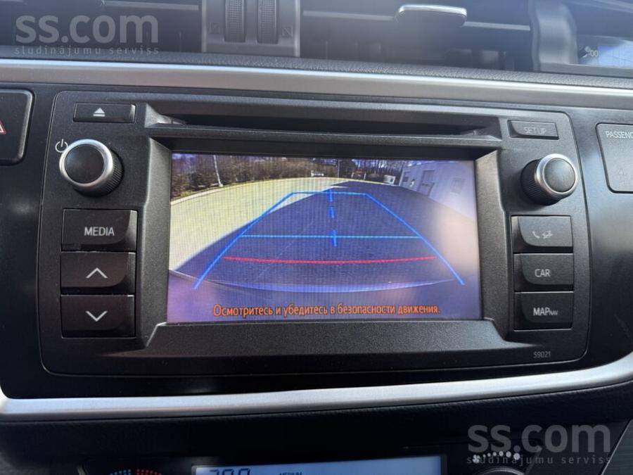 Grey Toyota Auris 2014 in Riga, with an engine capacity of 1.40 L and mileage of 0 thousand km for 5250 €, photo 23 on AUTOMOTO.COM.LV