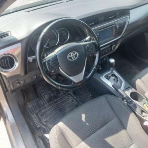 Grey Toyota Auris 2014 in Vilnius, with an engine capacity of 1.60 L and mileage of 103 thousand km for 8600 €, photo 10 on AUTOMOTO.COM.LV