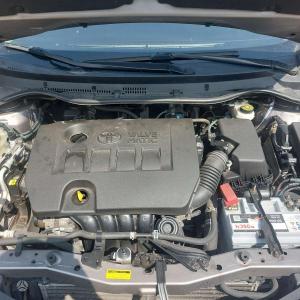 Grey Toyota Auris 2014 in Vilnius, with an engine capacity of 1.60 L and mileage of 103 thousand km for 8600 €, photo 13 on AUTOMOTO.COM.LV
