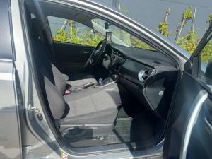 Pelēks Toyota Auris 2014 Viļņa, ar dzinēja tilpumu 1.80 L un nobraukumu 283 tūkst. km par 9499 €, foto 8 vietnē AUTOMOTO.COM.LV