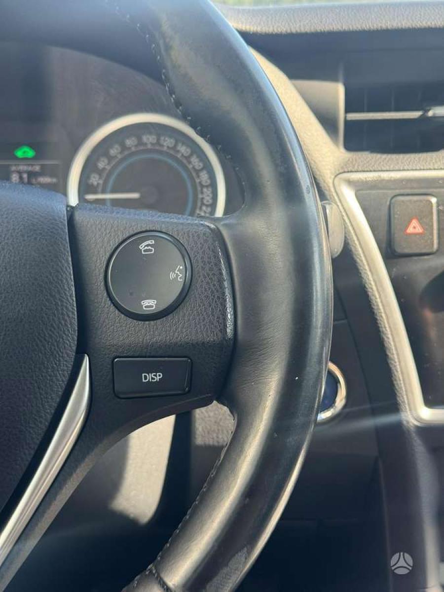 Pelēks Toyota Auris 2014 Viļņa, ar dzinēja tilpumu 1.80 L un nobraukumu 283 tūkst. km par 9499 €, foto 21 vietnē AUTOMOTO.COM.LV