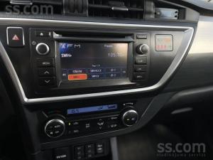 Pelēks Toyota Auris 2014 Rīga, ar dzinēja tilpumu 1.40 L un nobraukumu 257 tūkst. km par 4990 €, foto 12 vietnē AUTOMOTO.COM.LV