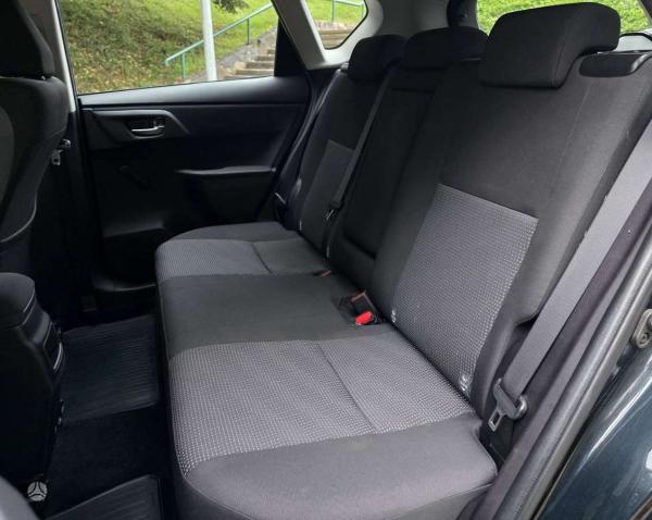Pelēks Toyota Auris 2014 Utena, ar dzinēja tilpumu 1.36 L un nobraukumu 81 tūkst. km par 6200 €, foto 10 vietnē AUTOMOTO.COM.LV