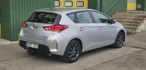 Pelēks Toyota Auris 2014 Kauņa, ar dzinēja tilpumu 1.60 L un nobraukumu 301 tūkst. km par 5900 €, foto 12 vietnē AUTOMOTO.COM.LV