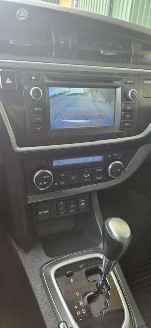 Pelēks Toyota Auris 2014 Kauņa, ar dzinēja tilpumu 1.60 L un nobraukumu 301 tūkst. km par 5900 €, foto 22 vietnē AUTOMOTO.COM.LV