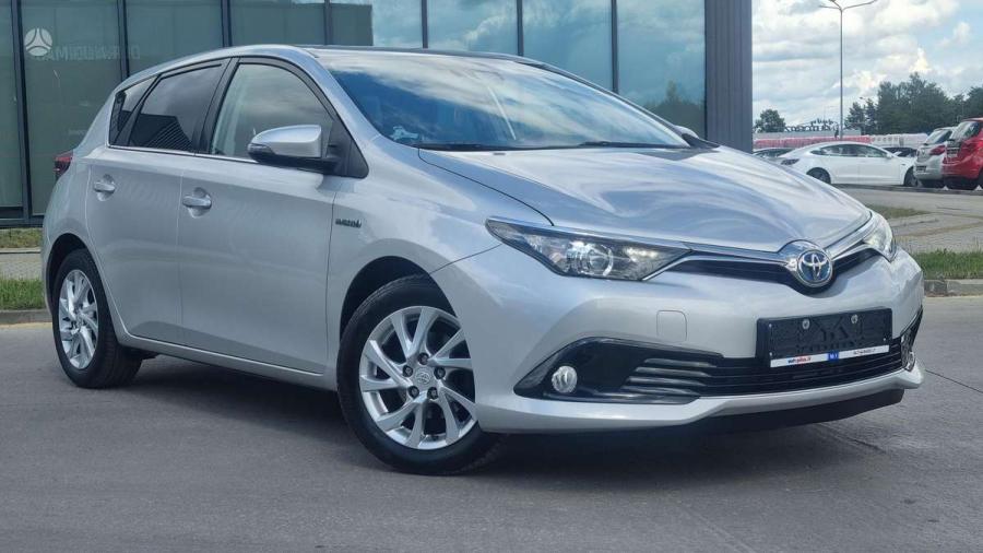 Pelēks Toyota Auris 2015 Šauļi, ar dzinēja tilpumu 1.80 L un nobraukumu 235 tūkst. km par 9700 €, foto 6 vietnē AUTOMOTO.COM.LV