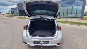 Pelēks Toyota Auris 2015 Šauļi, ar dzinēja tilpumu 1.80 L un nobraukumu 235 tūkst. km par 9700 €, foto 14 vietnē AUTOMOTO.COM.LV