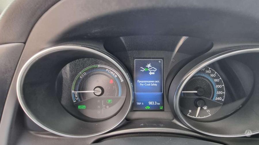 Pelēks Toyota Auris 2015 Šauļi, ar dzinēja tilpumu 1.80 L un nobraukumu 235 tūkst. km par 9700 €, foto 20 vietnē AUTOMOTO.COM.LV