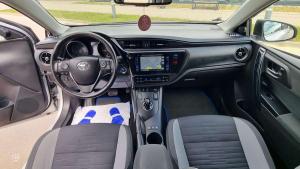 Pelēks Toyota Auris 2015 Šauļi, ar dzinēja tilpumu 1.80 L un nobraukumu 235 tūkst. km par 9700 €, foto 22 vietnē AUTOMOTO.COM.LV