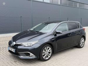 Grey Toyota Auris 2015 in Kaunas, with an engine capacity of 1.80 L and mileage of 230 thousand km for 6200 €, photo 6 on AUTOMOTO.COM.LV