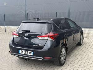 Grey Toyota Auris 2015 in Kaunas, with an engine capacity of 1.80 L and mileage of 230 thousand km for 6200 €, photo 12 on AUTOMOTO.COM.LV