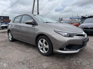 Pelēks Toyota Auris 2015 Kauņa, ar dzinēja tilpumu 1.80 L un nobraukumu 71 tūkst. km par 12990 €, foto 4 vietnē AUTOMOTO.COM.LV