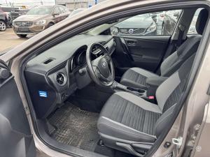 Pelēks Toyota Auris 2015 Kauņa, ar dzinēja tilpumu 1.80 L un nobraukumu 71 tūkst. km par 12990 €, foto 8 vietnē AUTOMOTO.COM.LV