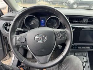 Pelēks Toyota Auris 2015 Kauņa, ar dzinēja tilpumu 1.80 L un nobraukumu 71 tūkst. km par 12990 €, foto 14 vietnē AUTOMOTO.COM.LV