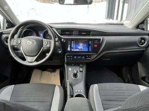 Grey Toyota Auris 2016 in Vilnius, with an engine capacity of 1.80 L and mileage of 250 thousand km for 9200 €, photo 17 on AUTOMOTO.COM.LV