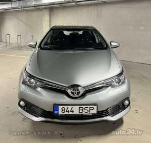 Grey Toyota Auris 2016 in Tallinn, with an engine capacity of 1.60 L and mileage of 167 thousand km for 10890 €, photo 2 on AUTOMOTO.COM.LV