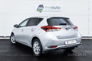 Grey Toyota Auris 2016 in Tallinn, with an engine capacity of 1.60 L and mileage of 127 thousand km for 9990 €, photo 7 on AUTOMOTO.COM.LV