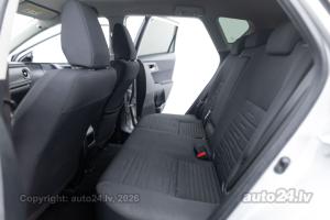 Grey Toyota Auris 2016 in Tallinn, with an engine capacity of 1.60 L and mileage of 127 thousand km for 9990 €, photo 19 on AUTOMOTO.COM.LV